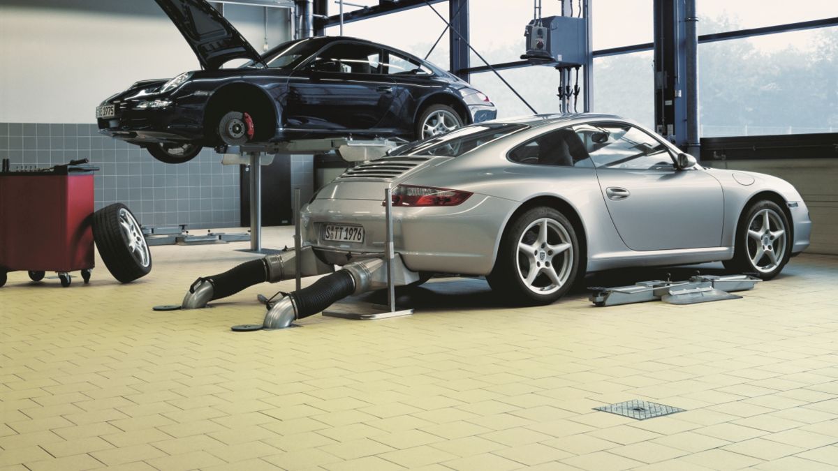 De duurste auto’s om te herstellen zijn van… Porsche - Business AM