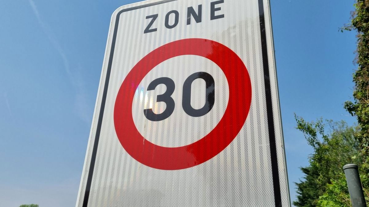 Amsterdam introduit une immense zone 30 | Gocar.be