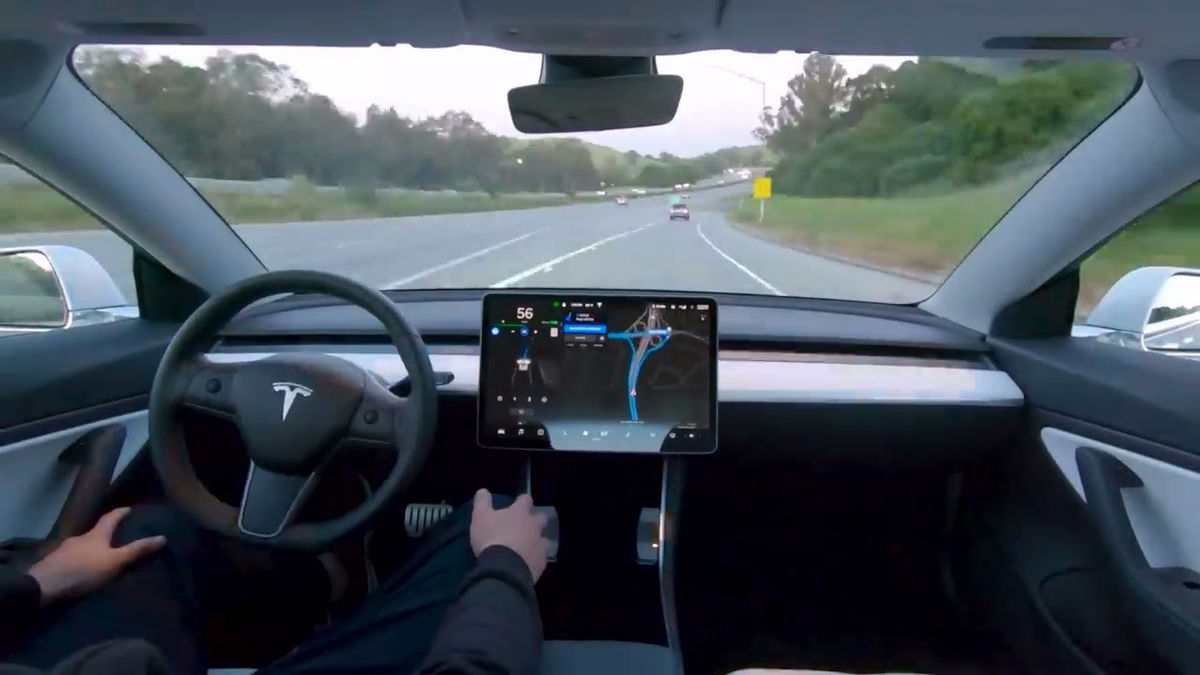 Hackers geraken binnen in de Autopilot van Tesla en ontdekken dat ...