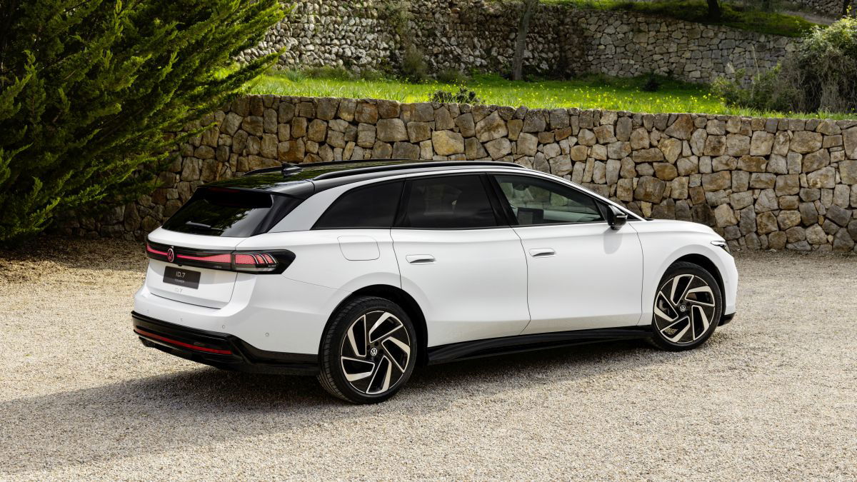 Volkswagen ID.7 Tourer : plus de coffre et d’auton... | Gocar.be